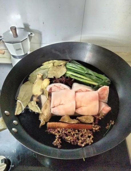 炖猪蹄子怎么做又烂又好吃_猪蹄子炖多久才软烂-第3张图片-山城妙识 炖猪蹄子怎么做又烂又好吃_猪蹄子炖多久才软烂-第3张图片-山城妙识