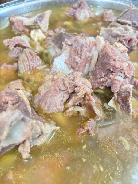 牛排骨火锅怎么做_牛排骨火锅需要炖多久-第2张图片-山城妙识 牛排骨火锅怎么做_牛排骨火锅需要炖多久-第2张图片-山城妙识