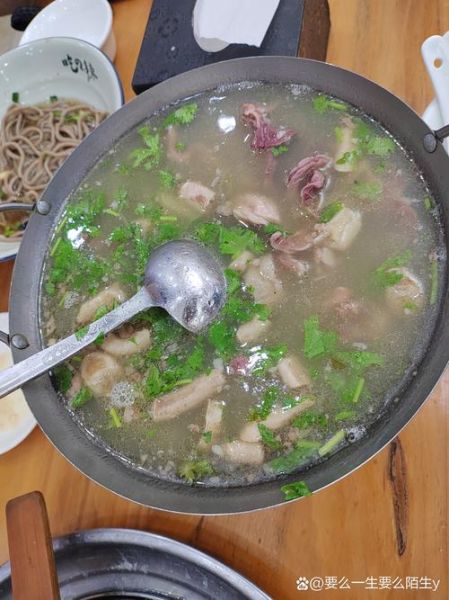羊杂汤锅的做法_羊杂汤锅的配料窍门-第1张图片-山城妙识