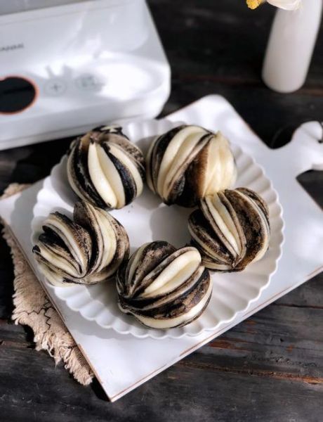 椒盐黑芝麻花卷怎么做_花卷为什么加椒盐-第2张图片-山城妙识 椒盐黑芝麻花卷怎么做_花卷为什么加椒盐-第2张图片-山城妙识