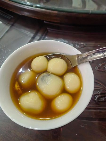 元宵节吃什么_元宵节有哪些习俗-第3张图片-山城妙识