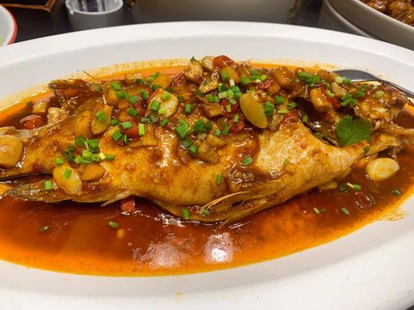 臭鳜鱼怎么烧才好吃_臭鳜鱼正宗做法-第1张图片-山城妙识