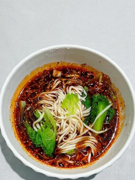 酸辣面怎么做_酸辣面家常做法-第1张图片-山城妙识 酸辣面怎么做_酸辣面家常做法-第1张图片-山城妙识