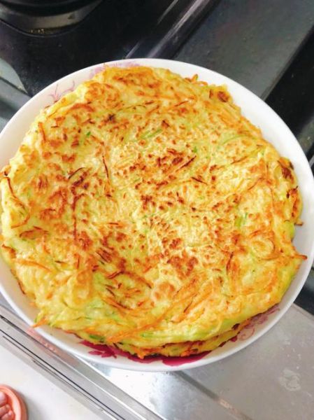 胡萝卜怎么用电饼铛做_胡萝卜饼做法大全-第1张图片-山城妙识 胡萝卜怎么用电饼铛做_胡萝卜饼做法大全-第1张图片-山城妙识