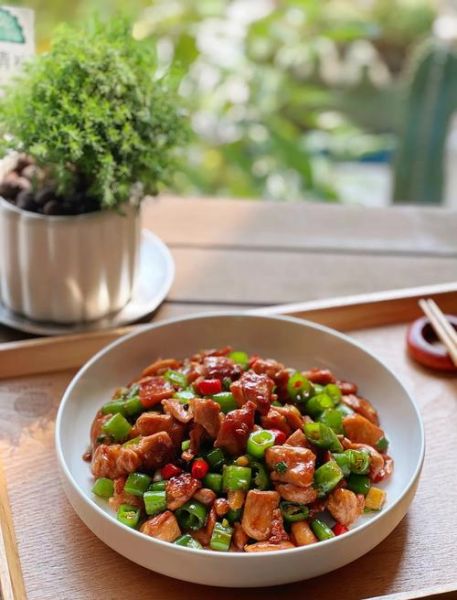 过节炒菜家常菜推荐_哪些菜简单又好吃-第1张图片-山城妙识 过节炒菜家常菜推荐_哪些菜简单又好吃-第1张图片-山城妙识