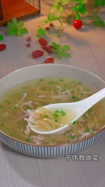 榨菜肉丝汤怎么做好喝_榨菜肉丝汤热量高吗-第2张图片-山城妙识 榨菜肉丝汤怎么做好喝_榨菜肉丝汤热量高吗-第2张图片-山城妙识