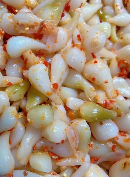 酸荞头的功效与作用_酸荞头怎么吃最好-第1张图片-山城妙识 酸荞头的功效与作用_酸荞头怎么吃最好-第1张图片-山城妙识