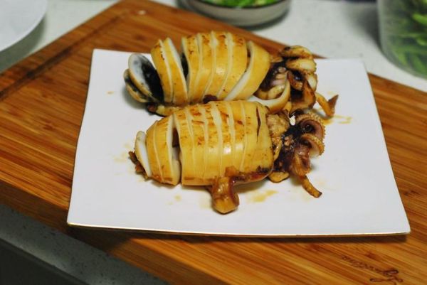 红烧乌贼鱼怎么做好吃_红烧乌贼鱼的做法窍门-第1张图片-山城妙识 红烧乌贼鱼怎么做好吃_红烧乌贼鱼的做法窍门-第1张图片-山城妙识