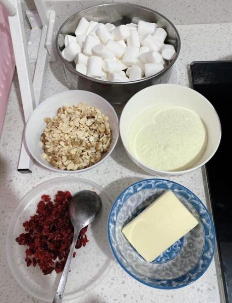 牛轧糖不够硬怎么补救_牛轧糖软了还能变硬吗-第1张图片-山城妙识 牛轧糖不够硬怎么补救_牛轧糖软了还能变硬吗-第1张图片-山城妙识