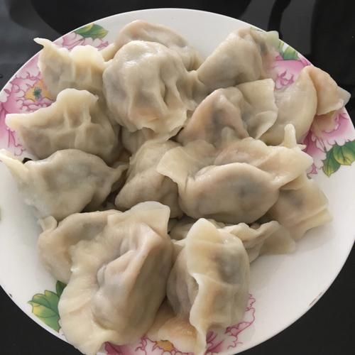 速冻饺子水开后煮几分钟_速冻饺子煮多久才熟-第2张图片-山城妙识