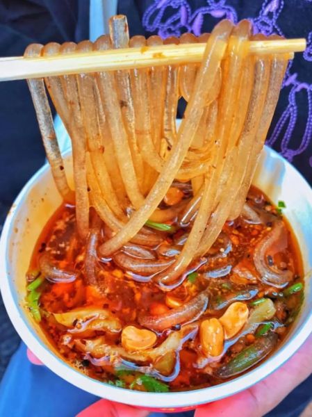 正宗重庆酸辣粉怎么做_酸辣粉为什么那么红-第2张图片-山城妙识 正宗重庆酸辣粉怎么做_酸辣粉为什么那么红-第2张图片-山城妙识