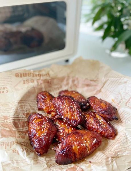 烤箱烤翅中怎么腌制_烤箱烤翅中温度和时间-第1张图片-山城妙识 烤箱烤翅中怎么腌制_烤箱烤翅中温度和时间-第1张图片-山城妙识