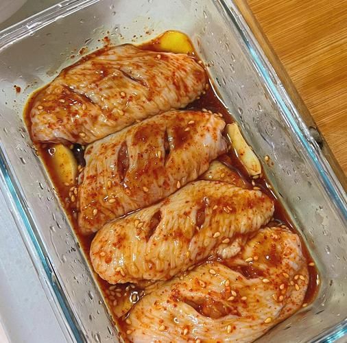 烤箱烤翅中怎么腌制_烤箱烤翅中温度和时间-第2张图片-山城妙识 烤箱烤翅中怎么腌制_烤箱烤翅中温度和时间-第2张图片-山城妙识