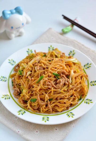 肉炒面怎么做才好吃_肉炒面家常做法-第1张图片-山城妙识 肉炒面怎么做才好吃_肉炒面家常做法-第1张图片-山城妙识