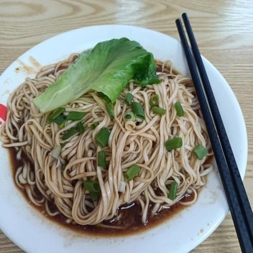 沙县小吃花生酱拌面怎么做_花生酱拌面配方比例-第2张图片-山城妙识 沙县小吃花生酱拌面怎么做_花生酱拌面配方比例-第2张图片-山城妙识