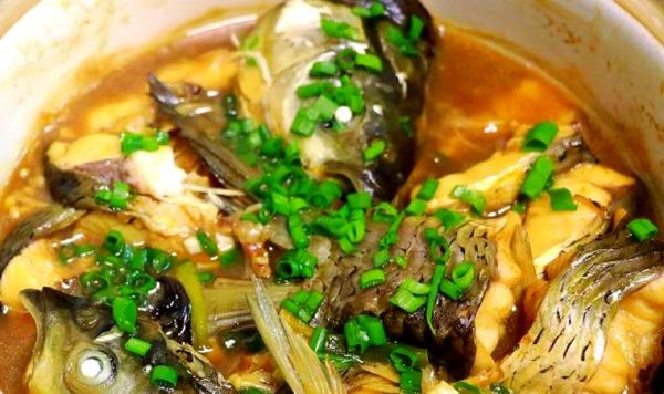 金针菇炖草鱼怎么做_草鱼炖多久才嫩-第3张图片-山城妙识 金针菇炖草鱼怎么做_草鱼炖多久才嫩-第3张图片-山城妙识