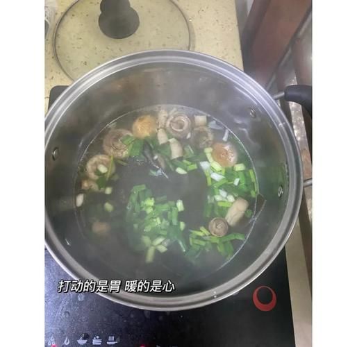 蘑菇汤怎么做_蘑菇汤的做法大全图解-第1张图片-山城妙识 蘑菇汤怎么做_蘑菇汤的做法大全图解-第1张图片-山城妙识