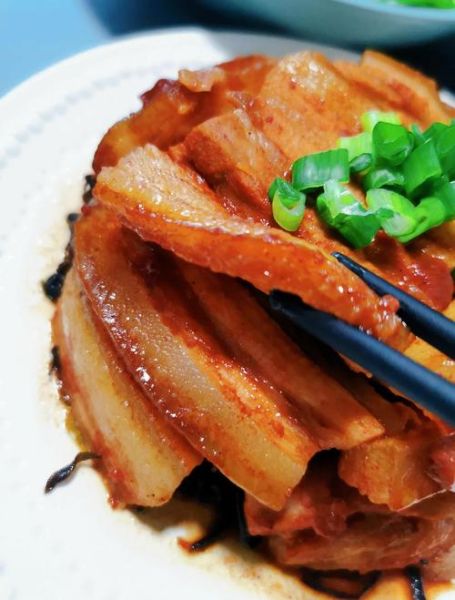 扣肉最正宗的做法视频_家常扣肉怎么做不腻-第1张图片-山城妙识 扣肉最正宗的做法视频_家常扣肉怎么做不腻-第1张图片-山城妙识