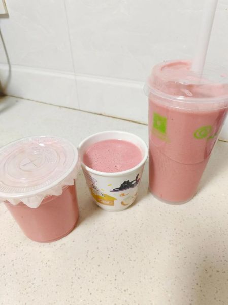 滑板草莓奶昔怎么做_滑板草莓奶昔热量高吗-第1张图片-山城妙识 滑板草莓奶昔怎么做_滑板草莓奶昔热量高吗-第1张图片-山城妙识