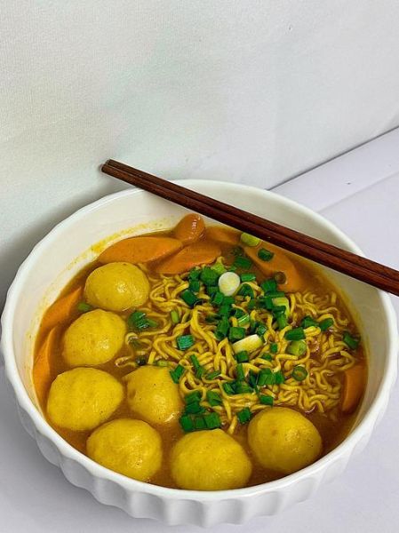 鱼丸粗面怎么做好吃_鱼丸粗面热量高吗-第1张图片-山城妙识 鱼丸粗面怎么做好吃_鱼丸粗面热量高吗-第1张图片-山城妙识