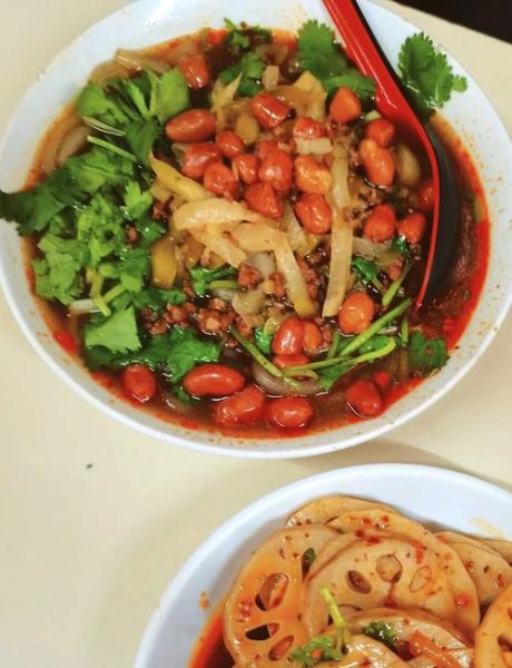 八哥酸辣粉好吃吗_正宗做法揭秘-第1张图片-山城妙识 八哥酸辣粉好吃吗_正宗做法揭秘-第1张图片-山城妙识