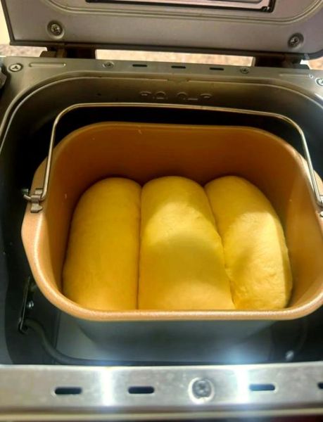 面包机做面包的详细步骤_面包机做面包需要哪些材料-第3张图片-山城妙识 面包机做面包的详细步骤_面包机做面包需要哪些材料-第3张图片-山城妙识