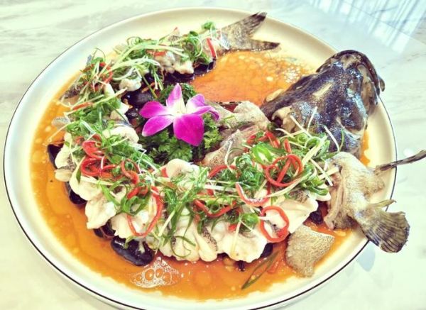 大石斑鱼怎么做好吃_家常清蒸做法-第3张图片-山城妙识 大石斑鱼怎么做好吃_家常清蒸做法-第3张图片-山城妙识