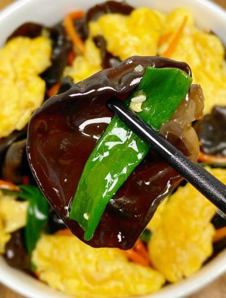 木耳和鸡蛋能一起吃吗_相克还是营养互补-第3张图片-山城妙识 木耳和鸡蛋能一起吃吗_相克还是营养互补-第3张图片-山城妙识