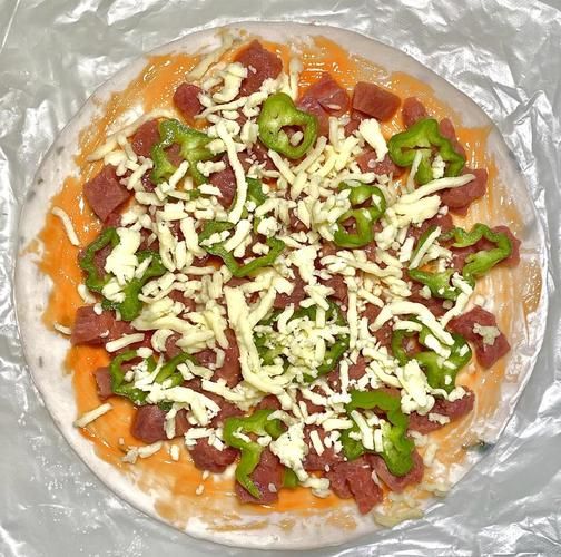 披萨烤箱温度多少合适_披萨烤多久才熟-第1张图片-山城妙识 披萨烤箱温度多少合适_披萨烤多久才熟-第1张图片-山城妙识