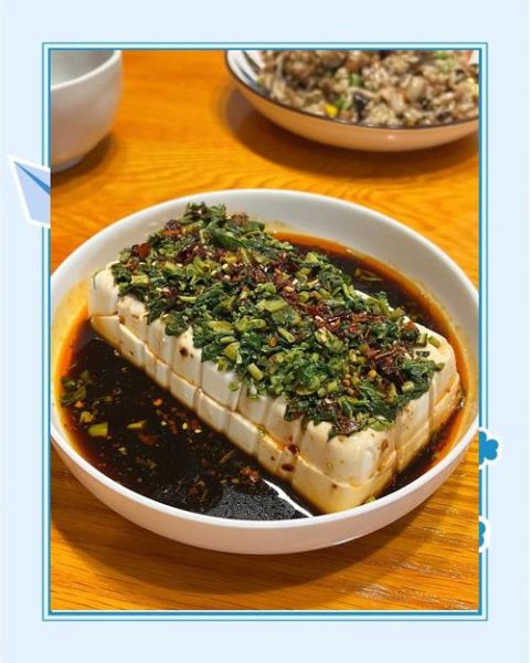 香椿拌豆腐怎么做_香椿拌豆腐需要焯水吗-第1张图片-山城妙识 香椿拌豆腐怎么做_香椿拌豆腐需要焯水吗-第1张图片-山城妙识