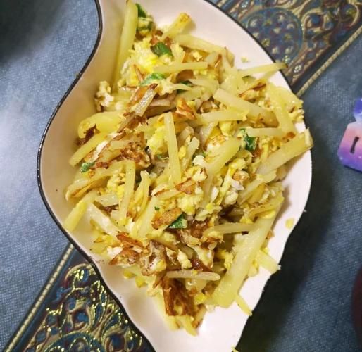 土豆炒鸡蛋会中毒吗_土豆炒鸡蛋中毒原理-第1张图片-山城妙识 土豆炒鸡蛋会中毒吗_土豆炒鸡蛋中毒原理-第1张图片-山城妙识