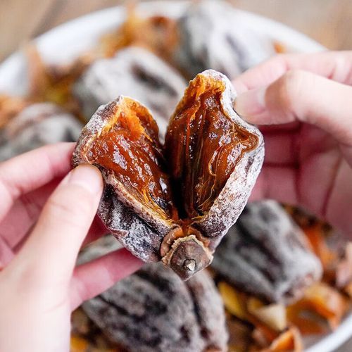 柿饼怎么出霜_柿饼出霜技巧-第1张图片-山城妙识 柿饼怎么出霜_柿饼出霜技巧-第1张图片-山城妙识