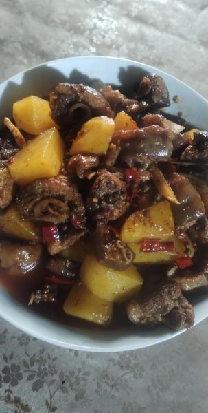 鸵鸟肉怎样吃_鸵鸟肉适合什么人吃-第1张图片-山城妙识 鸵鸟肉怎样吃_鸵鸟肉适合什么人吃-第1张图片-山城妙识