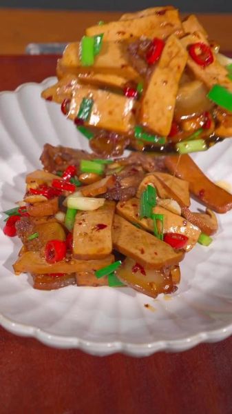 攸县香干炒肉怎么做_攸县香干炒肉正宗做法-第3张图片-山城妙识 攸县香干炒肉怎么做_攸县香干炒肉正宗做法-第3张图片-山城妙识