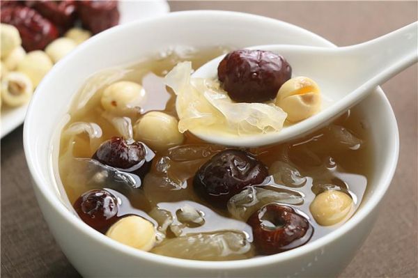 冰糖湘莲是哪个菜系_正宗做法揭秘-第3张图片-山城妙识 冰糖湘莲是哪个菜系_正宗做法揭秘-第3张图片-山城妙识