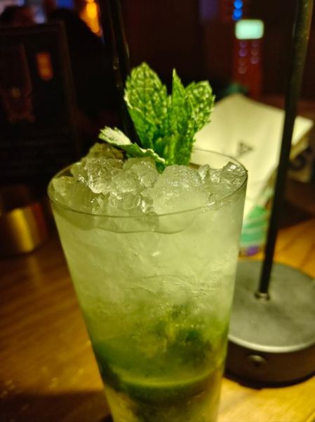 莫吉托鸡尾酒多少钱一杯_莫吉托价格为什么差距大-第2张图片-山城妙识 莫吉托鸡尾酒多少钱一杯_莫吉托价格为什么差距大-第2张图片-山城妙识