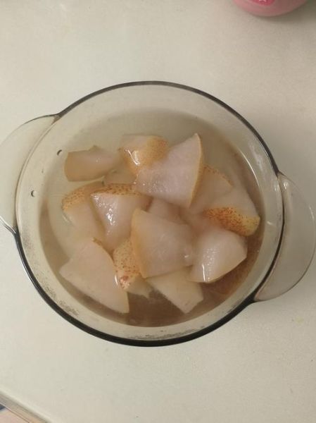 梨子煮冰糖水的做法_梨子冰糖水怎么煮止咳-第3张图片-山城妙识 梨子煮冰糖水的做法_梨子冰糖水怎么煮止咳-第3张图片-山城妙识