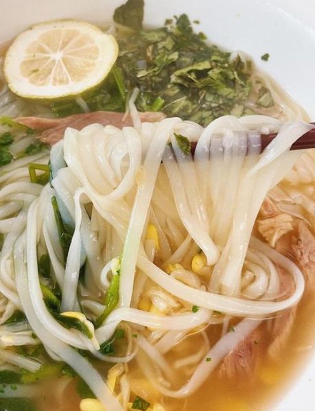 越南河粉怎么吃_越南河粉吃法步骤-第1张图片-山城妙识 越南河粉怎么吃_越南河粉吃法步骤-第1张图片-山城妙识