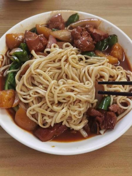 大盘鸡拌面怎么做才正宗_正宗做法有哪些关键步骤-第2张图片-山城妙识 大盘鸡拌面怎么做才正宗_正宗做法有哪些关键步骤-第2张图片-山城妙识