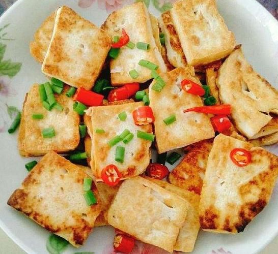 小葱煎豆腐怎么做_豆腐不碎技巧-第3张图片-山城妙识 小葱煎豆腐怎么做_豆腐不碎技巧-第3张图片-山城妙识