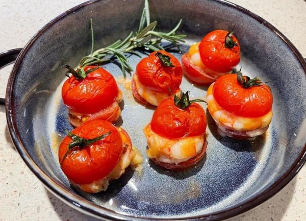 靠大虾用番茄酱怎么做_番茄酱大虾家常做法-第1张图片-山城妙识