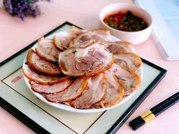 水晶肘子怎么做才透明_正宗做法窍门-第1张图片-山城妙识 水晶肘子怎么做才透明_正宗做法窍门-第1张图片-山城妙识