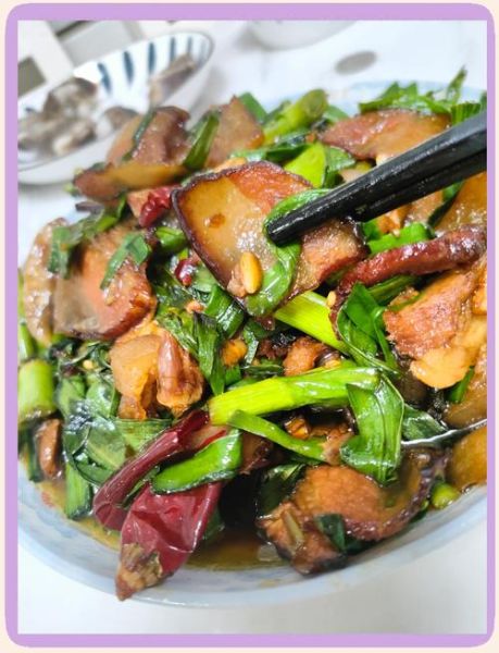 烟熏腊肉怎么做好吃窍门_腊肉炒什么最香-第2张图片-山城妙识 烟熏腊肉怎么做好吃窍门_腊肉炒什么最香-第2张图片-山城妙识