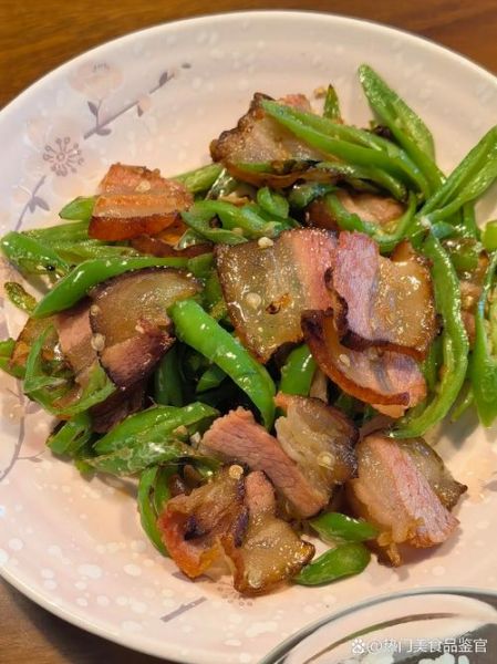 腊肉炒前先煮多久_腊肉煮多久才能炒-第2张图片-山城妙识 腊肉炒前先煮多久_腊肉煮多久才能炒-第2张图片-山城妙识