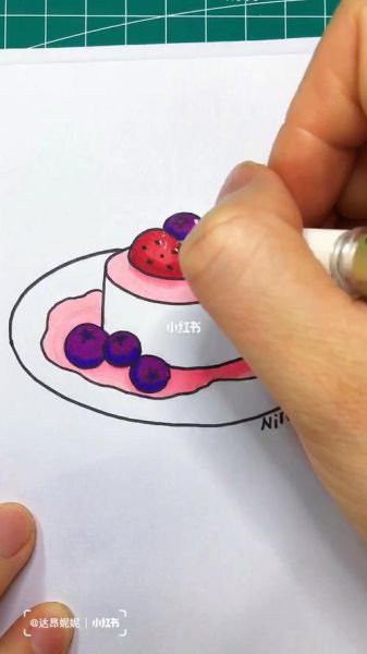 草莓布丁简笔画怎么画_草莓布丁简笔画步骤-第1张图片-山城妙识 草莓布丁简笔画怎么画_草莓布丁简笔画步骤-第1张图片-山城妙识