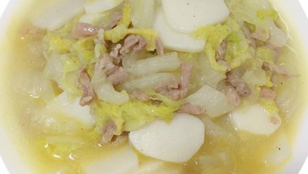 白菜肉丝年糕怎么做_白菜肉丝年糕热量高吗-第3张图片-山城妙识 白菜肉丝年糕怎么做_白菜肉丝年糕热量高吗-第3张图片-山城妙识