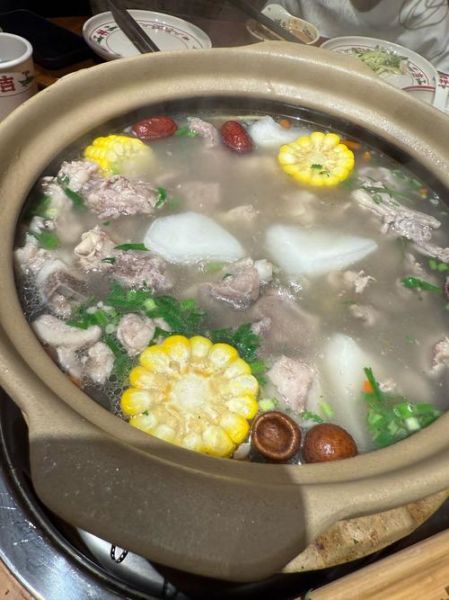 羊排怎样煲汤好喝_羊排煲汤放什么配料-第3张图片-山城妙识 羊排怎样煲汤好喝_羊排煲汤放什么配料-第3张图片-山城妙识