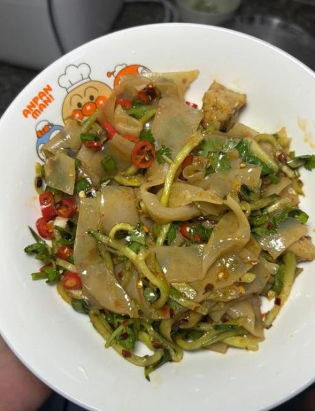 手工凉皮怎么做_凉皮不裂的秘诀-第2张图片-山城妙识