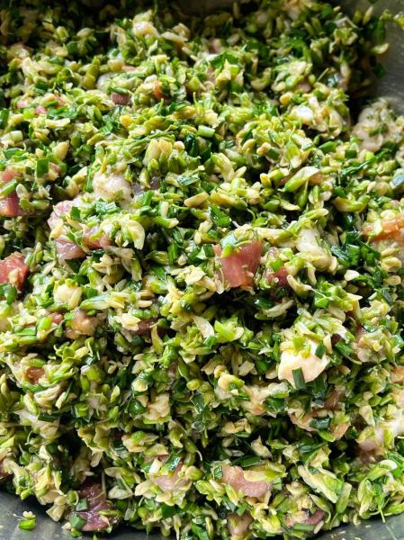 槐花配什么做包子好吃_槐花包子馅怎么调-第1张图片-山城妙识 槐花配什么做包子好吃_槐花包子馅怎么调-第1张图片-山城妙识