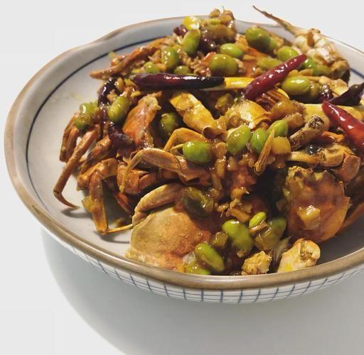 螃蟹烧毛豆怎么做_螃蟹烧毛豆家常做法-第1张图片-山城妙识